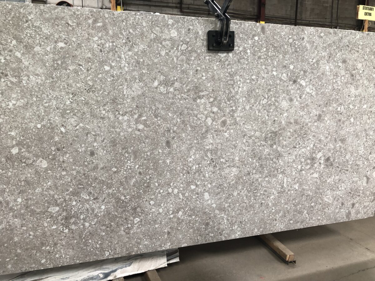 INFINITY: Milan Stone SE03