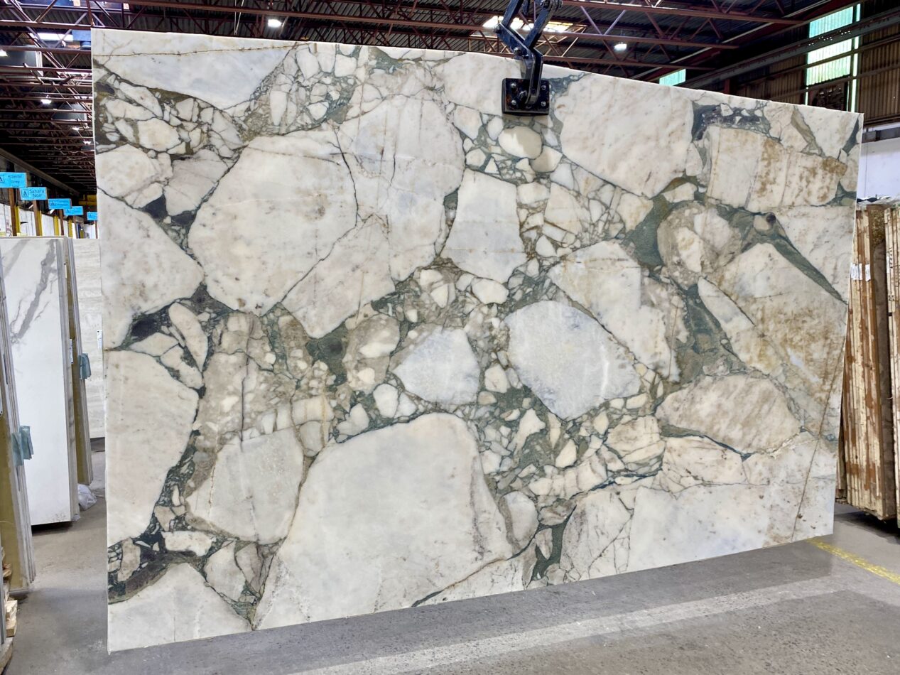 Calacatta Verde – Lot 2497, 2cm Honed